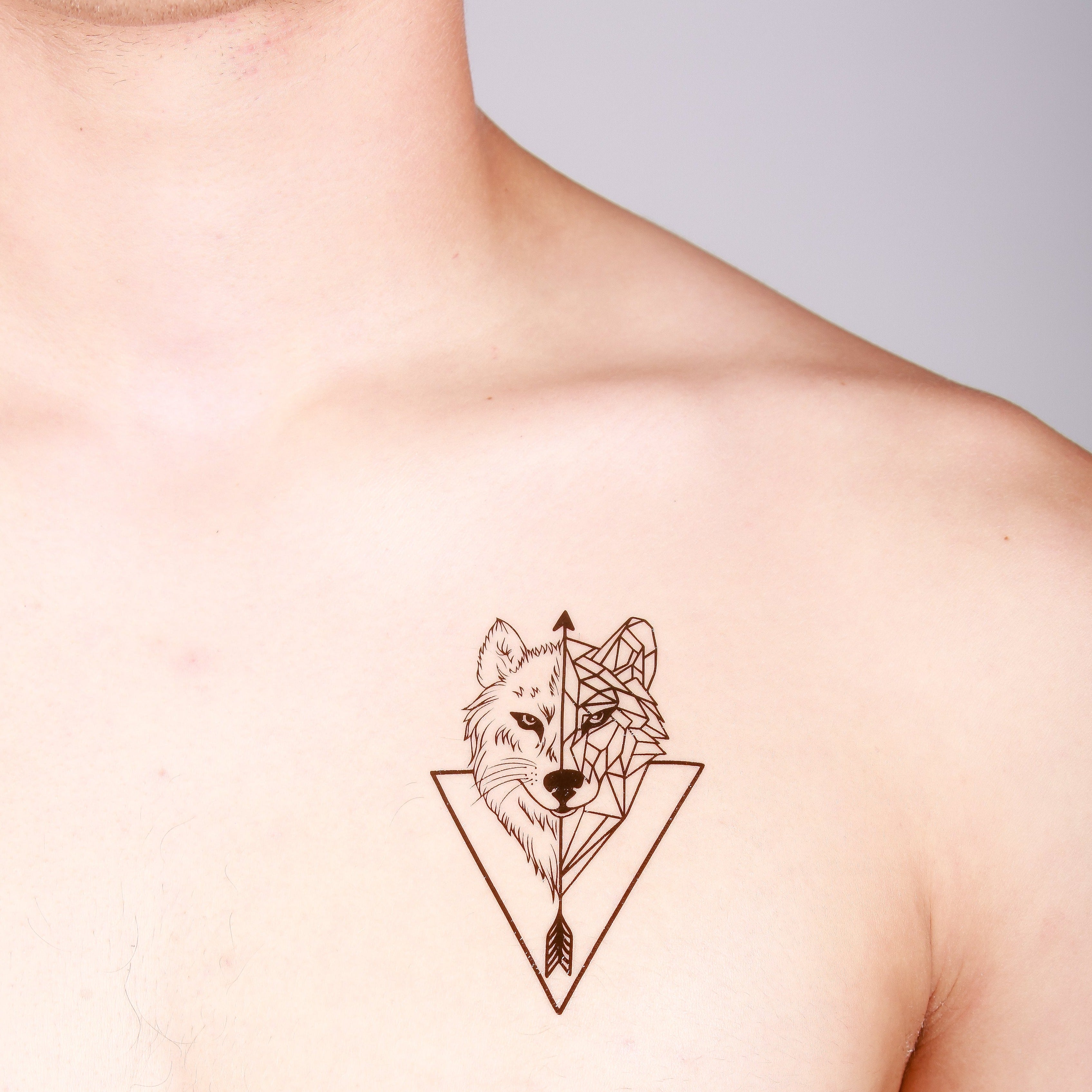 Flash Tattoo | Geometrisk ulv Kortvarig tatovering – The Flash Tattoo